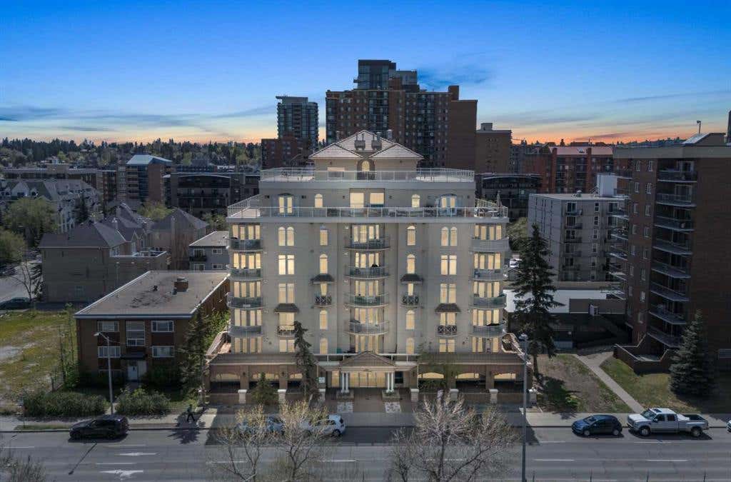 303, 1315 12 Avenue SW, Calgary, AB T3C 0P6 Condo For Sale | RE/MAX ...