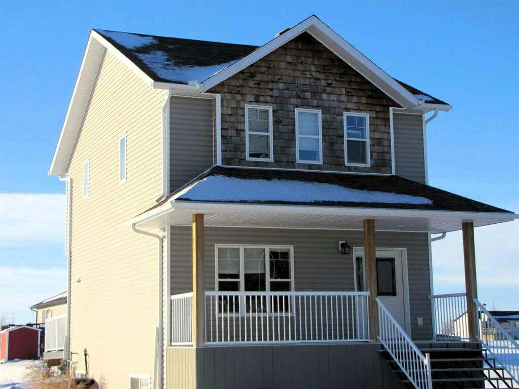 452 Margaret Avenue, Duchess, AB T0J 0Z0 House For Sale | RE/MAX | A2184342