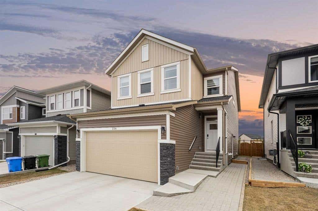 156 Ambleside Crescent NW, Calgary, AB T3P 1W3 House For Sale | RE/MAX ...