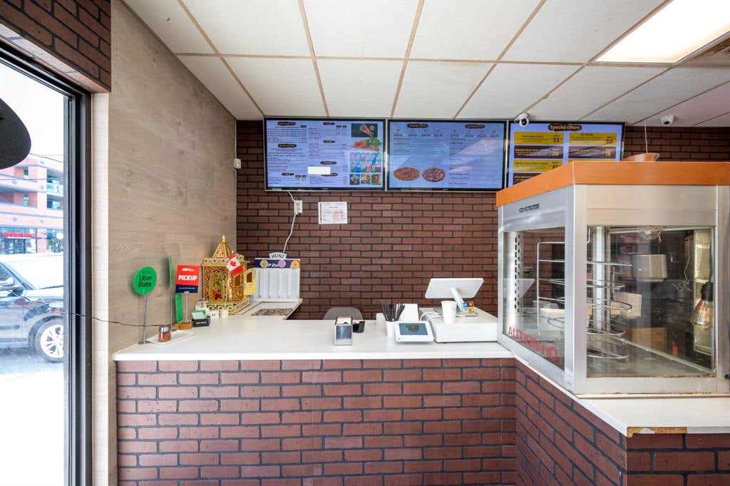 123 Pizza Avenue SW, Calgary, AB T2R 1B8 Commercial Real Estate For ...