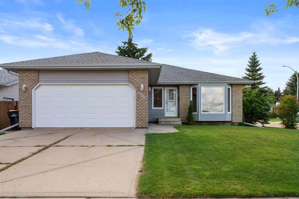 5426 60 Street, Camrose, AB T4V 4G9 House For Sale | RE/MAX | A2245908