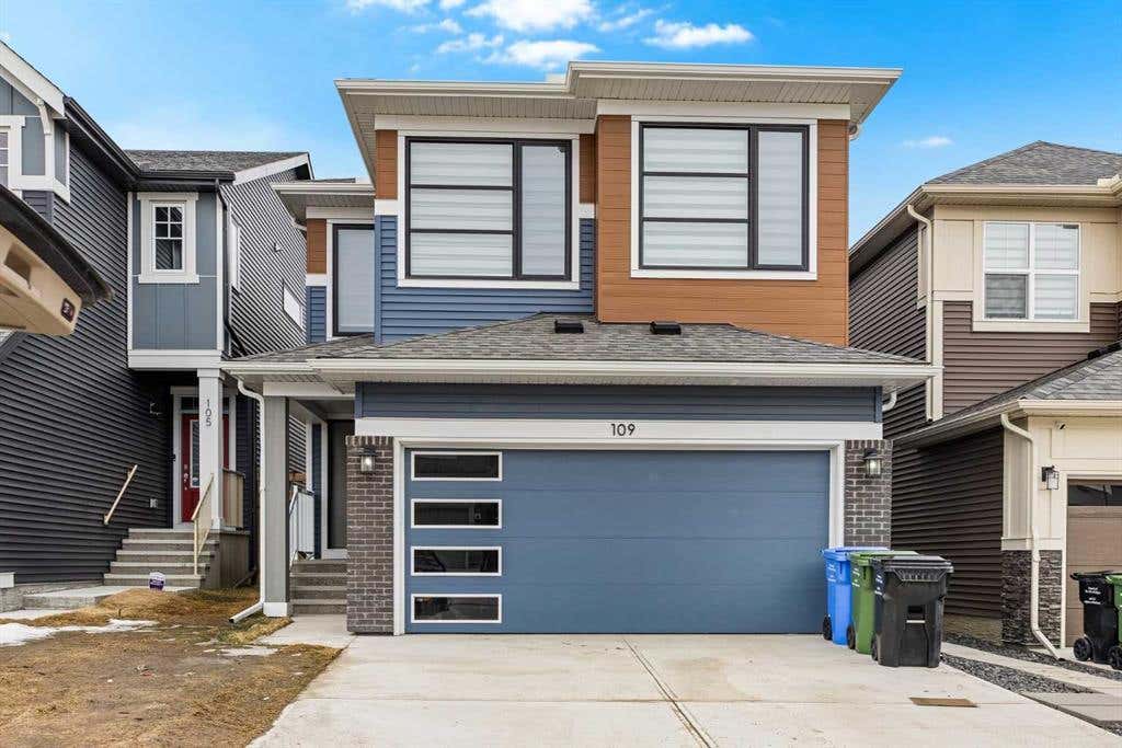 109 Mallard Grove SE, Calgary, AB T3S 0E2 À vendre | RE/MAX | A2209648