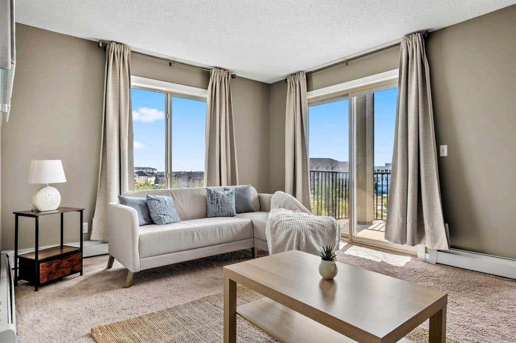 419, 15 Saddlestone Way NE, Calgary, AB T3J 0S3 À vendre | RE/MAX ...