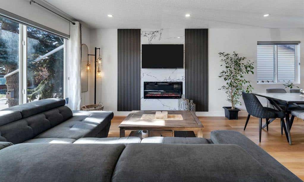 72 CASTLERIDGE Way NE, Calgary, AB T3J 1P9 À vendre | RE/MAX | A2199386