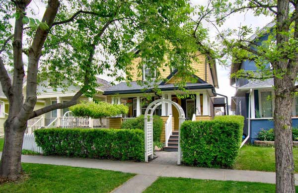 616 9 AVENUE NE, CALGARY, AB T2E 0W3 House For Sale | REMAX | A2308443