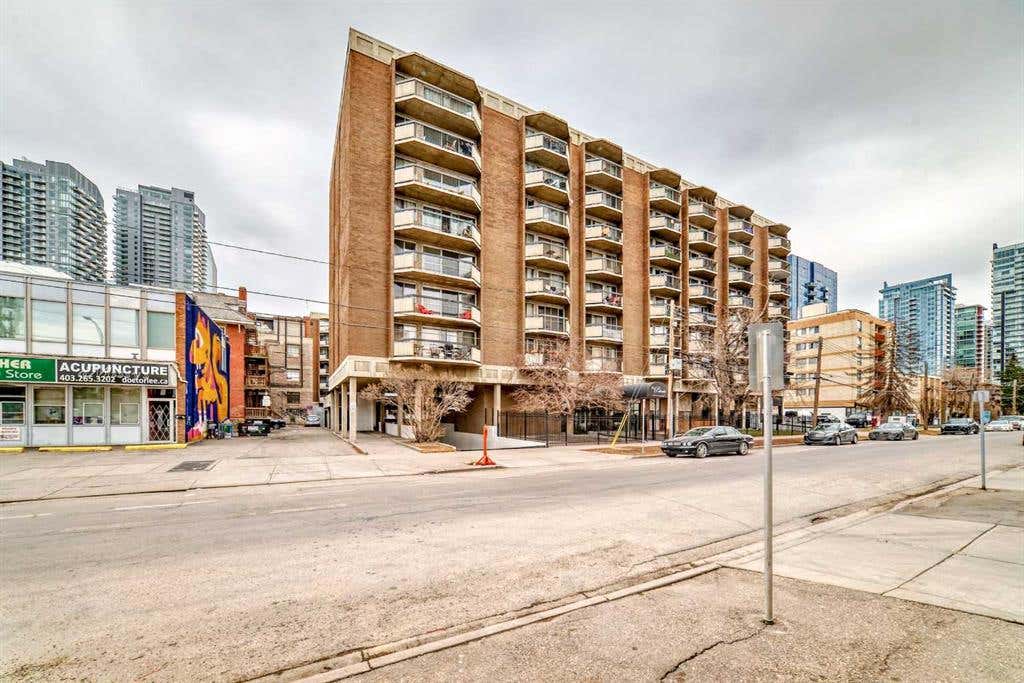 401, 340 14 Avenue SW, Calgary, AB T2R 1H4 À vendre | RE/MAX | A2211203
