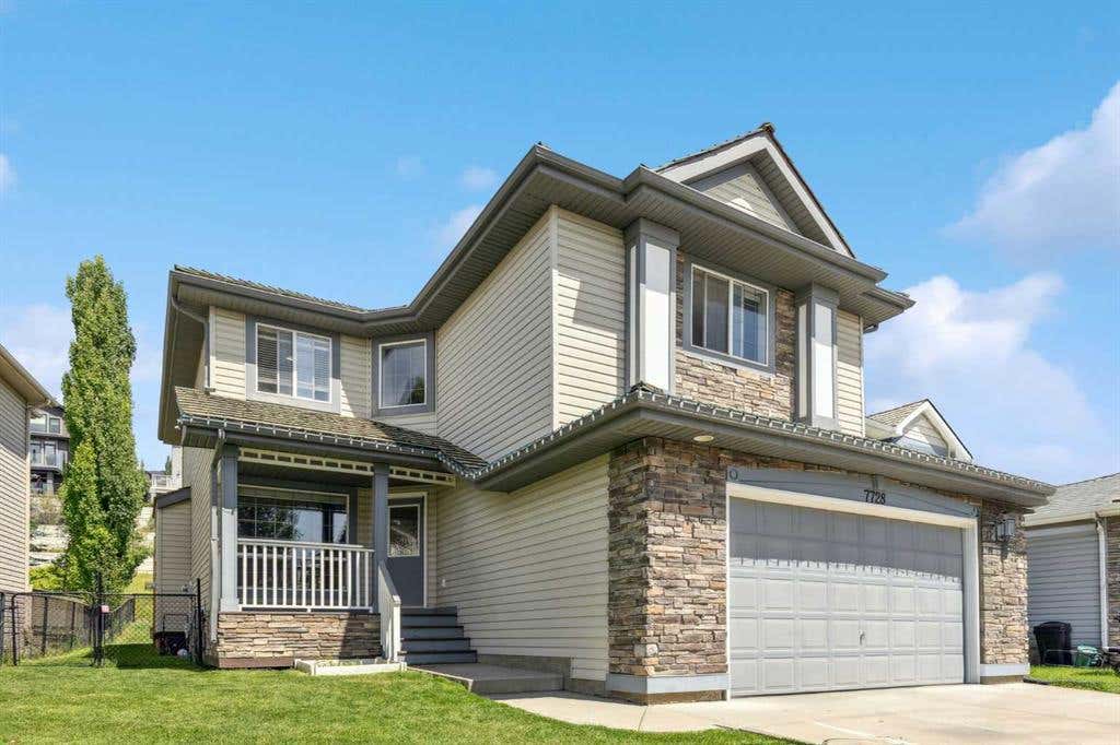 7728 Springbank Way SW, Calgary, AB T3H 4L8 À vendre | RE/MAX | A2242184