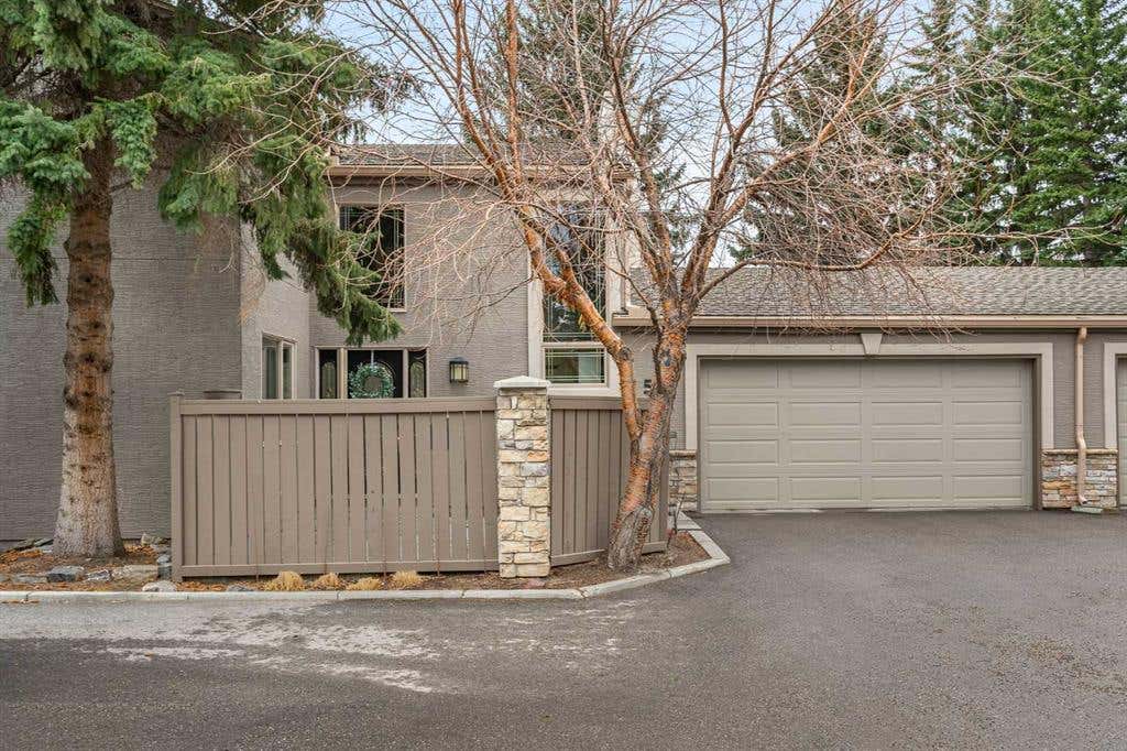 54, 1815 Varsity Estates Drive NW, Calgary, AB T3B 3Y7 Property For ...