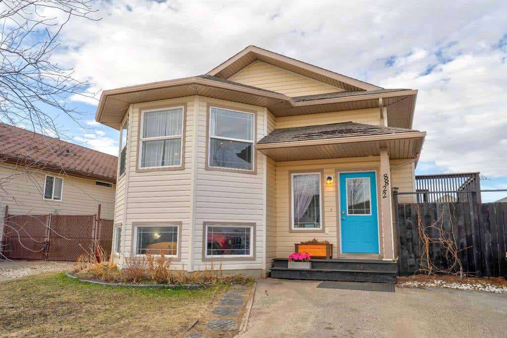8822 62 Avenue, Grande Prairie, AB T8W 2X2 À vendre | RE/MAX | A2207269