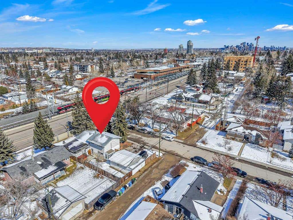 3 Gateway Drive SW, Calgary, AB T3E 4J8 À vendre | RE/MAX | A2207932