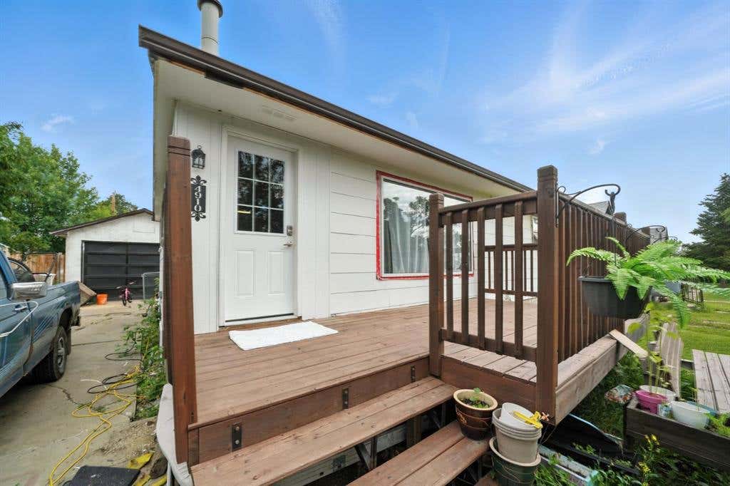 4910 53 Avenue, Rimbey, AB T0C 2J0 House For Sale | RE/MAX | A2239317