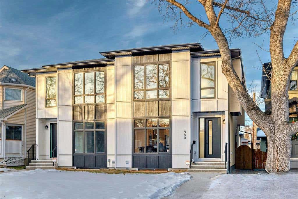 440 23 Avenue NW, Calgary, AB T2M 1S4 À vendre | RE/MAX | A2184102