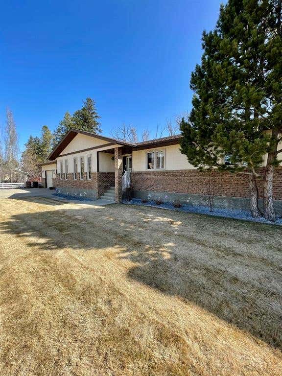 642 Prairie Meadows Close W, Brooks, AB T1R 0C9 À vendre | RE/MAX ...