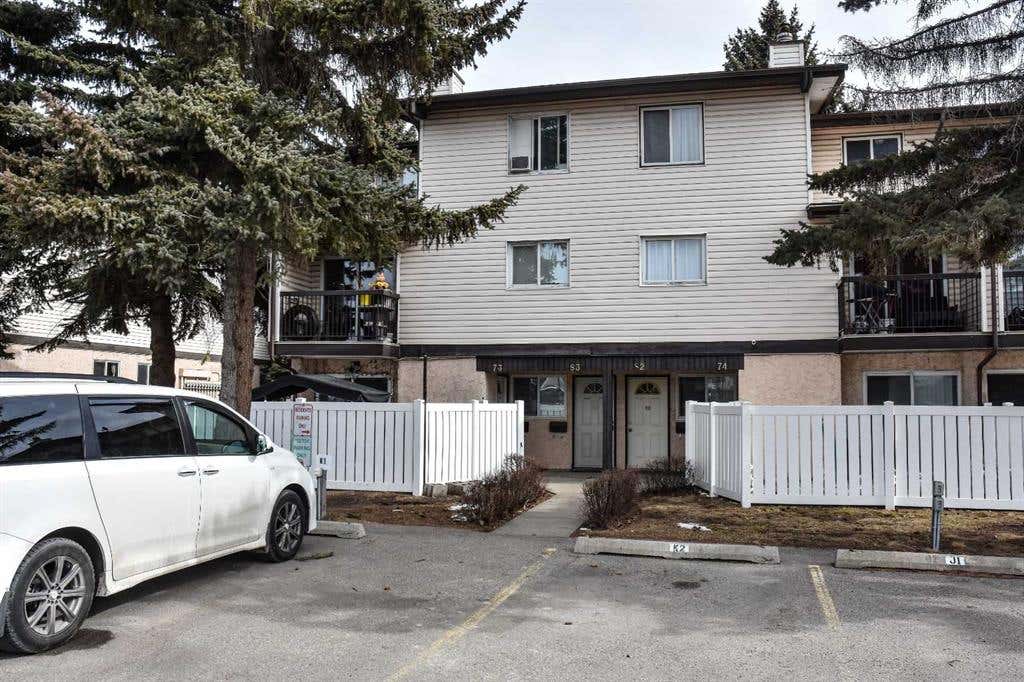 83, 3745 Fonda Way SE, Calgary, AB T2A 5W7 Townhouse For Sale | RE/MAX ...
