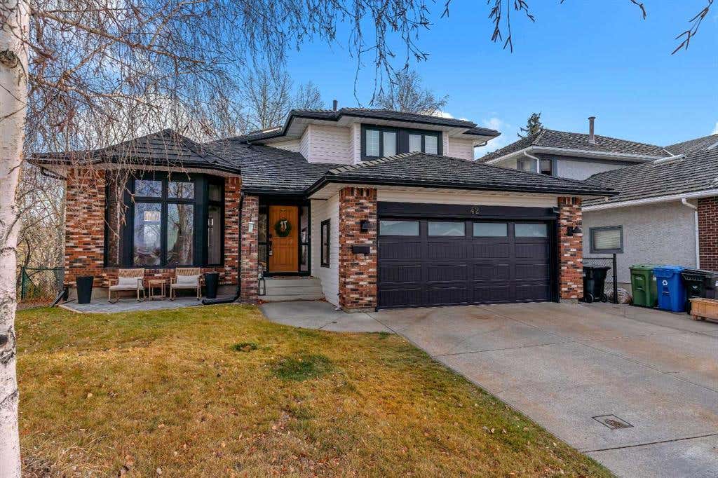 42 Douglas Woods Way SE, Calgary, AB T2Z 1L4 À vendre | RE/MAX | A2270018