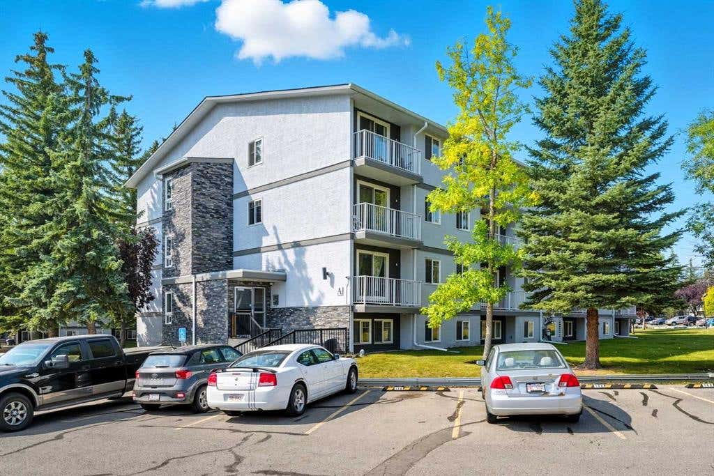 302A, 5601 Dalton Drive NW, Calgary, AB T3A 2E2 Condo For Sale | RE/MAX ...