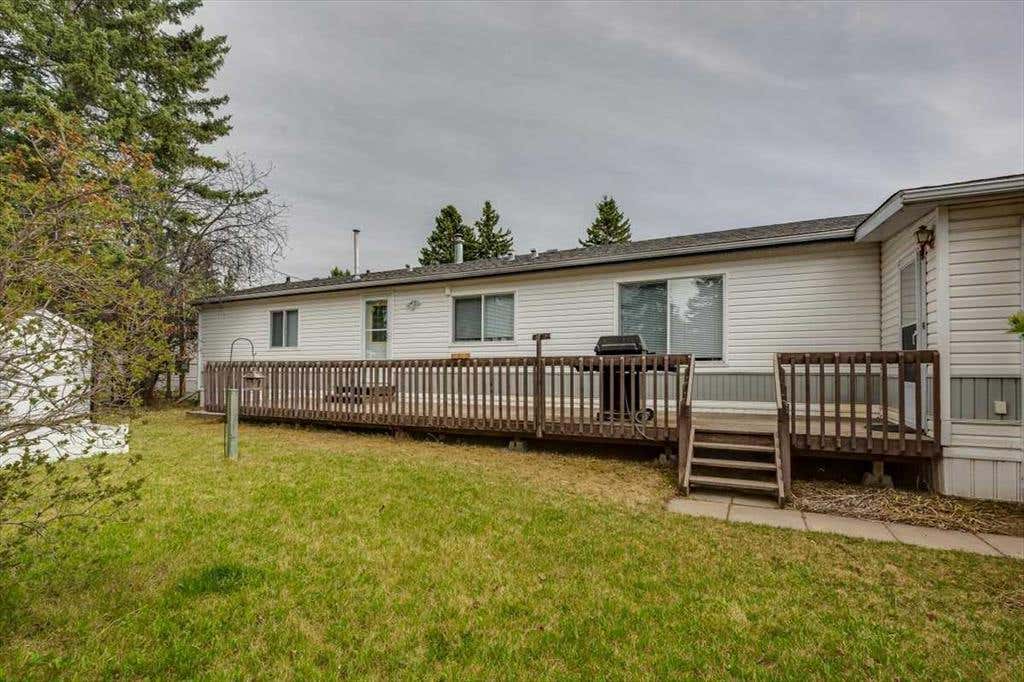 # 10, 4308 42 Avenue, Rocky Mountain House, AB T4T 1L8 À vendre | RE ...