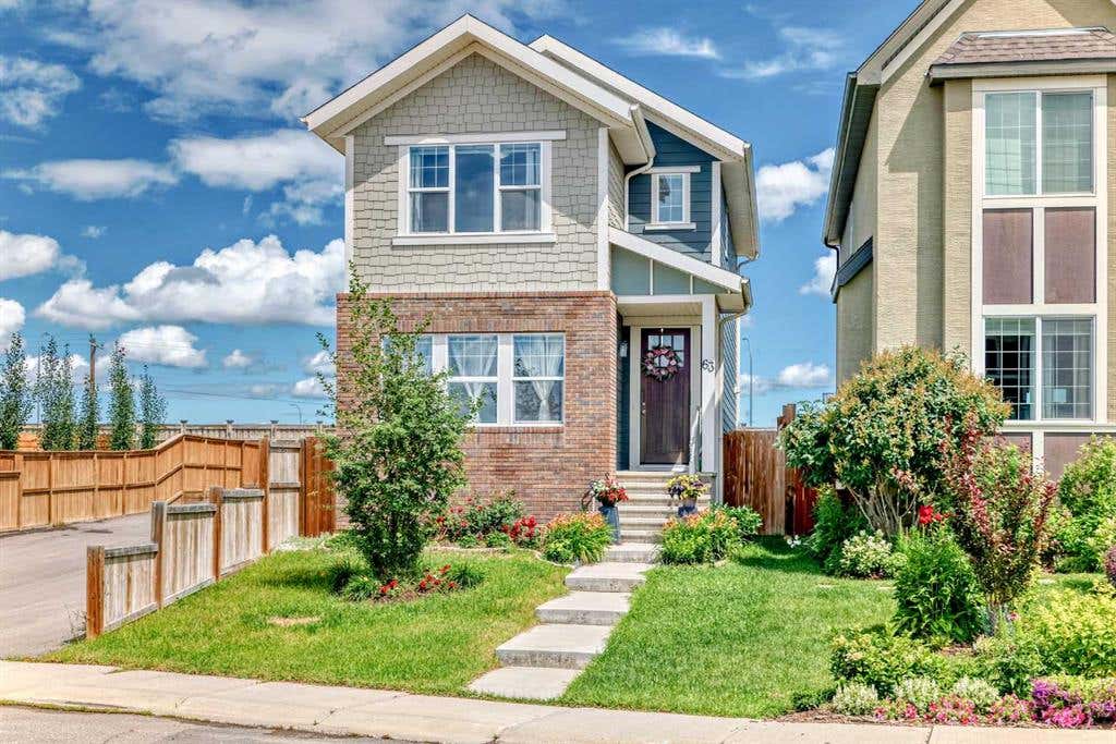 63 Marquis Green SE, Calgary, AB T3M 1X8 House For Sale | RE/MAX | A2242463