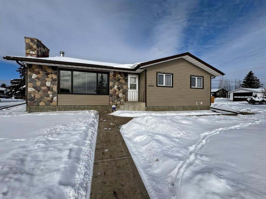 Mayerthorpe Real Estate - Houses for Sale in Mayerthorpe | REMAX