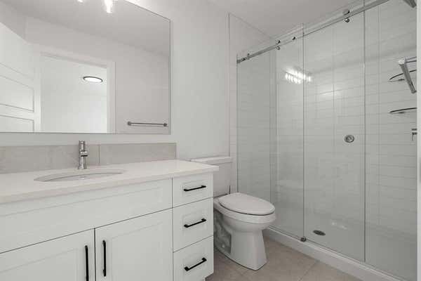 568 BUFFALOBERRY MANOR SE, CALGARY, AB T3M 3Z1 House For Sale | REMAX ...