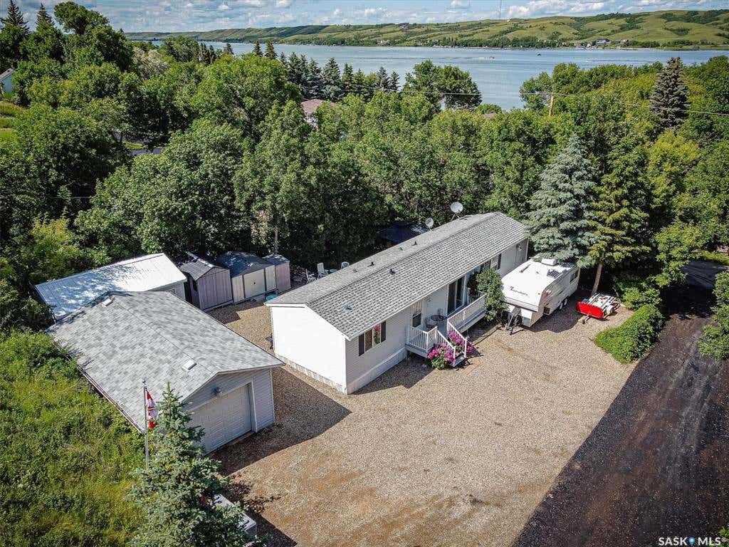 2 Clark STREET, Sun Valley, SK S0H 4C0 House For Sale | RE/MAX | SK000535