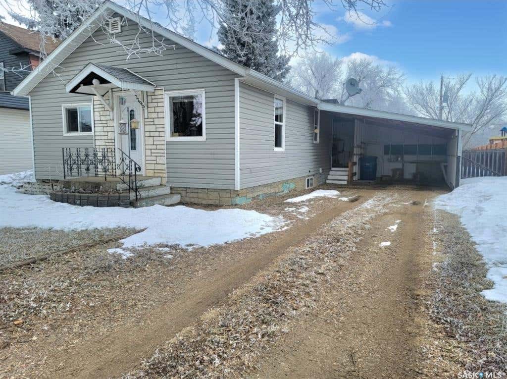 265 3rd W AVENUE, Unity, SK S0K 4L0 House For Sale | RE/MAX | SK998645