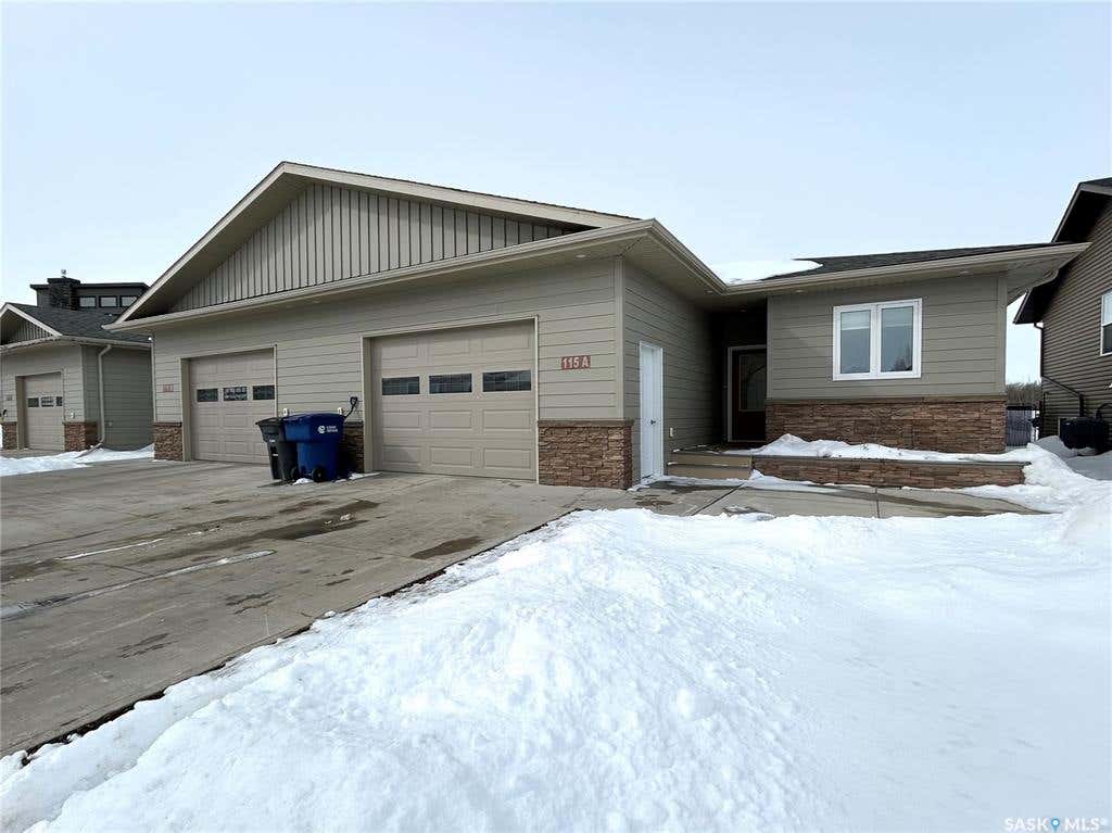 115A Dorchester PLACE, Moosomin, SK S0G 3N0 Townhouse For Sale | RE/MAX ...