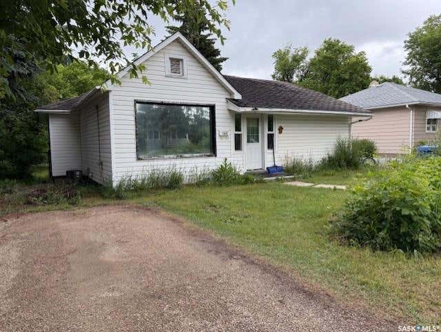 368 3rd E AVENUE, Melville, SK S0A 2P0 House For Sale | RE/MAX | SK010551