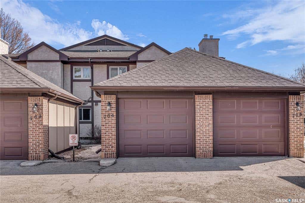 704 - 603 Lenore DRIVE, Saskatoon, SK S7K 6S1 À vendre | RE/MAX | SK002590