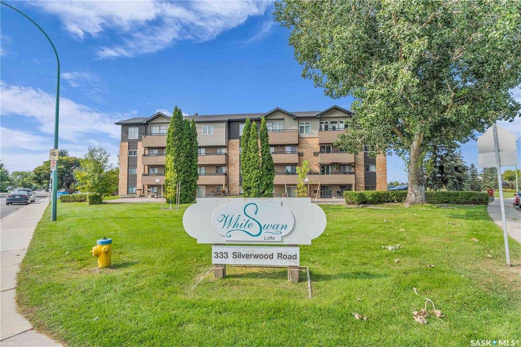 Silverwood Heights Real Estate - Houses for Sale in Silverwood Heights ...