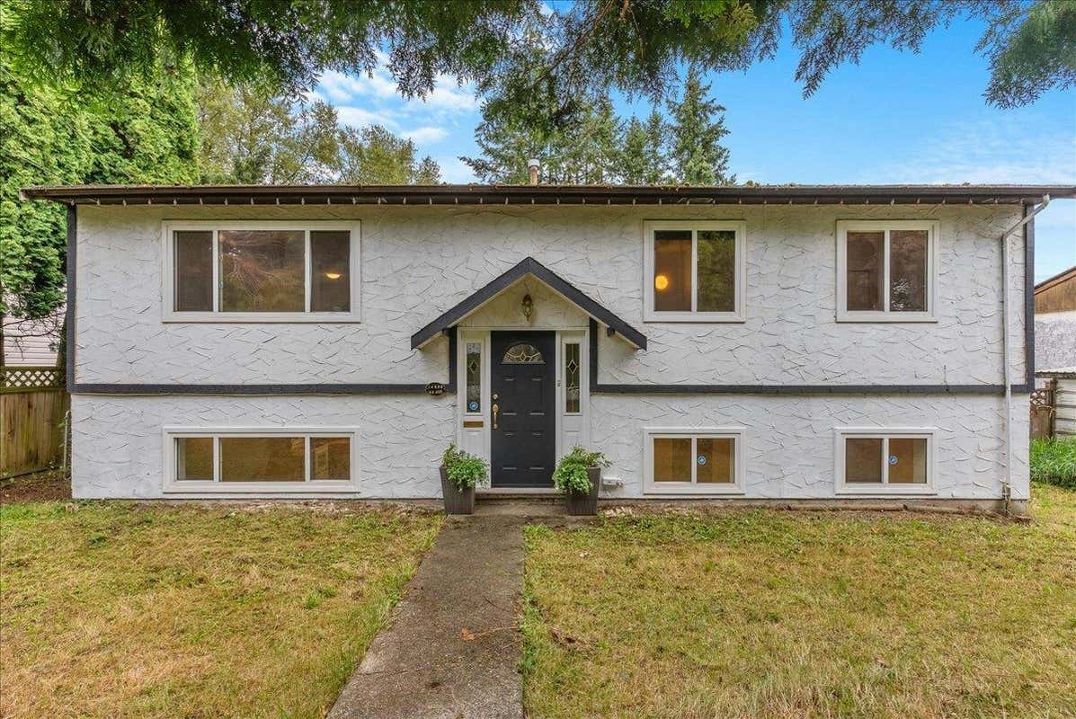 14888 88 AVENUE, Surrey, BC V3S 2S5 House For Sale | RE/MAX | R2920663