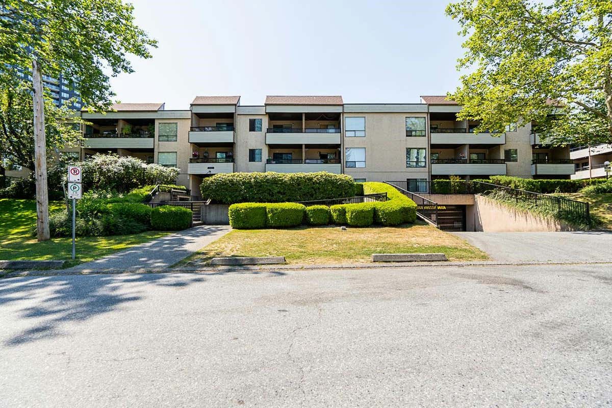 205 10221 133A STREET, Surrey, BC V3T 5J8 Condo For Sale | RE/MAX ...