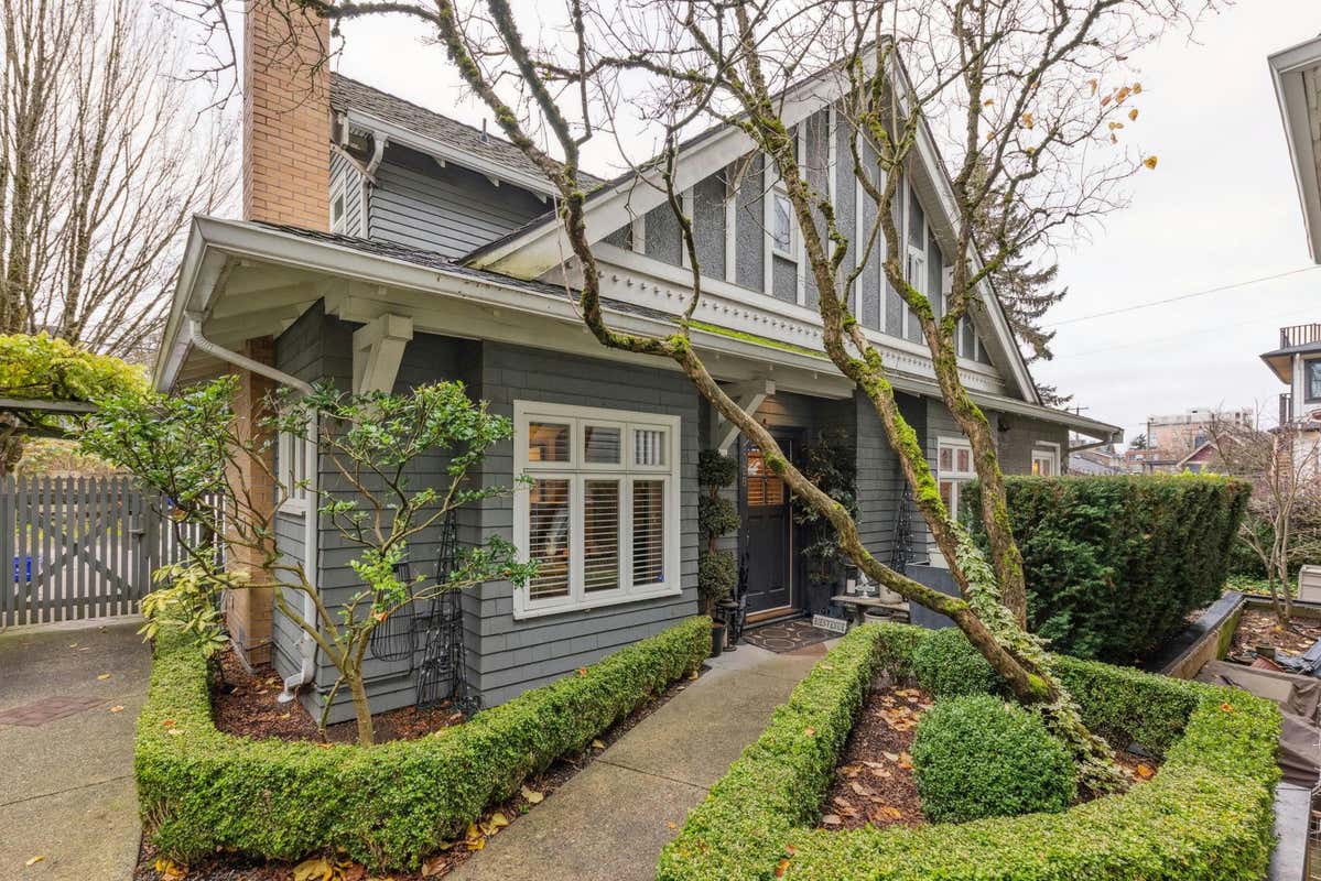 328 W 15TH AVENUE, Vancouver, BC V5Y 1Y2 À vendre | RE/MAX | R2955209