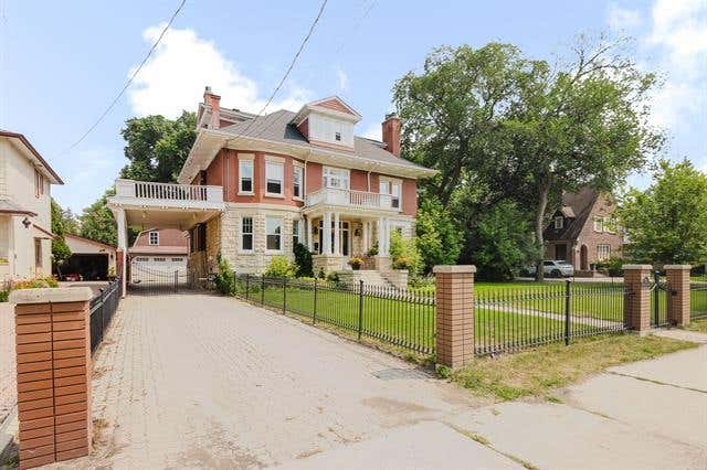 67 Middle Gate Gate, Winnipeg, R3C 2C5 House For Sale | RE/MAX | 202519228