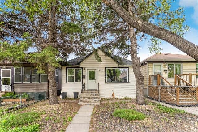 230 Roseberry Street, Winnipeg, R3J 1T2 À vendre | RE/MAX | 202511415