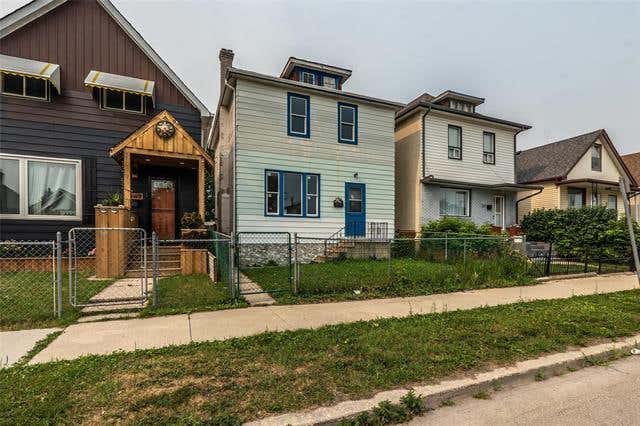 1464 Alexander Avenue, Winnipeg, R3E 1L6 House For Sale | RE/MAX ...