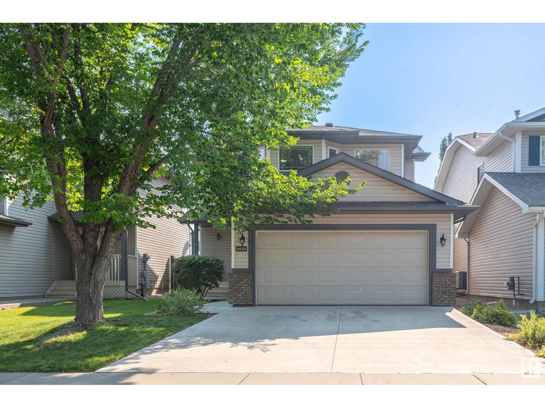 4625 201A ST NW, Edmonton, AB T6M2X9 House For Sale | RE/MAX | E4448553