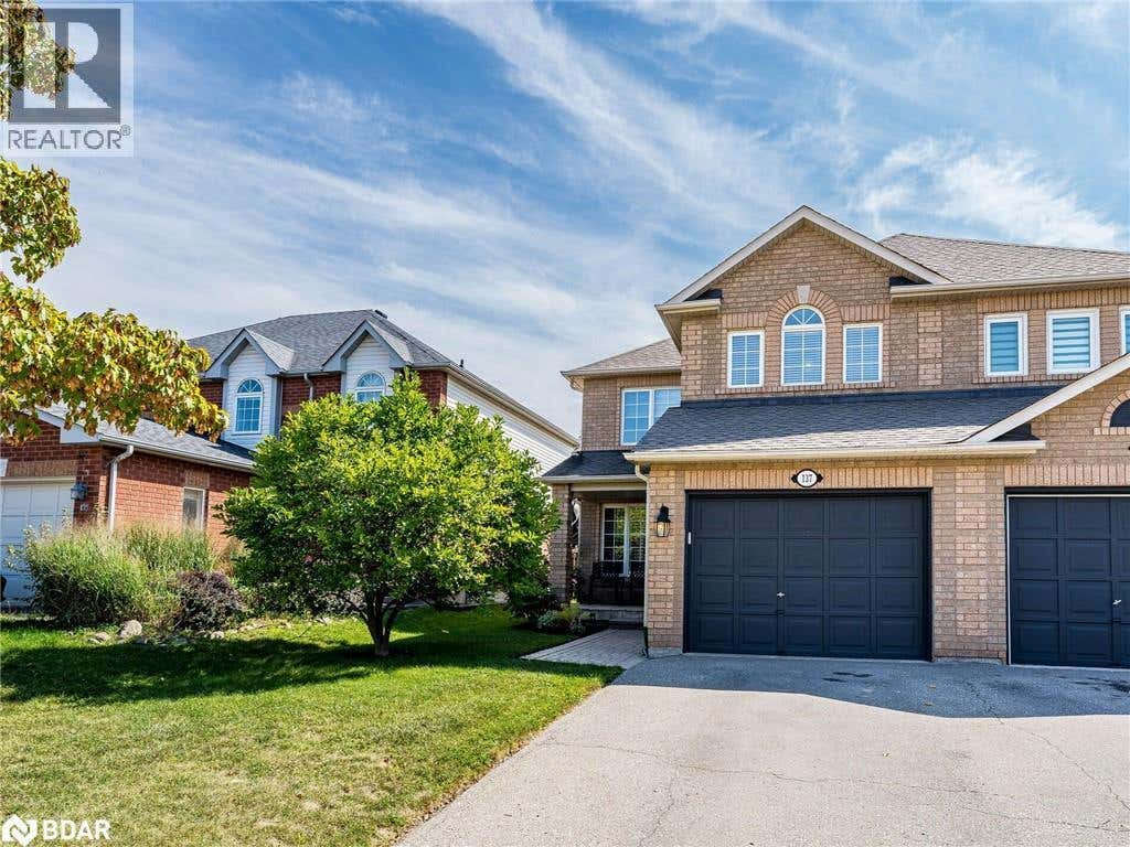 137 MOWAT Crescent, Georgetown, ON L7G6A8 House For Sale | RE/MAX ...
