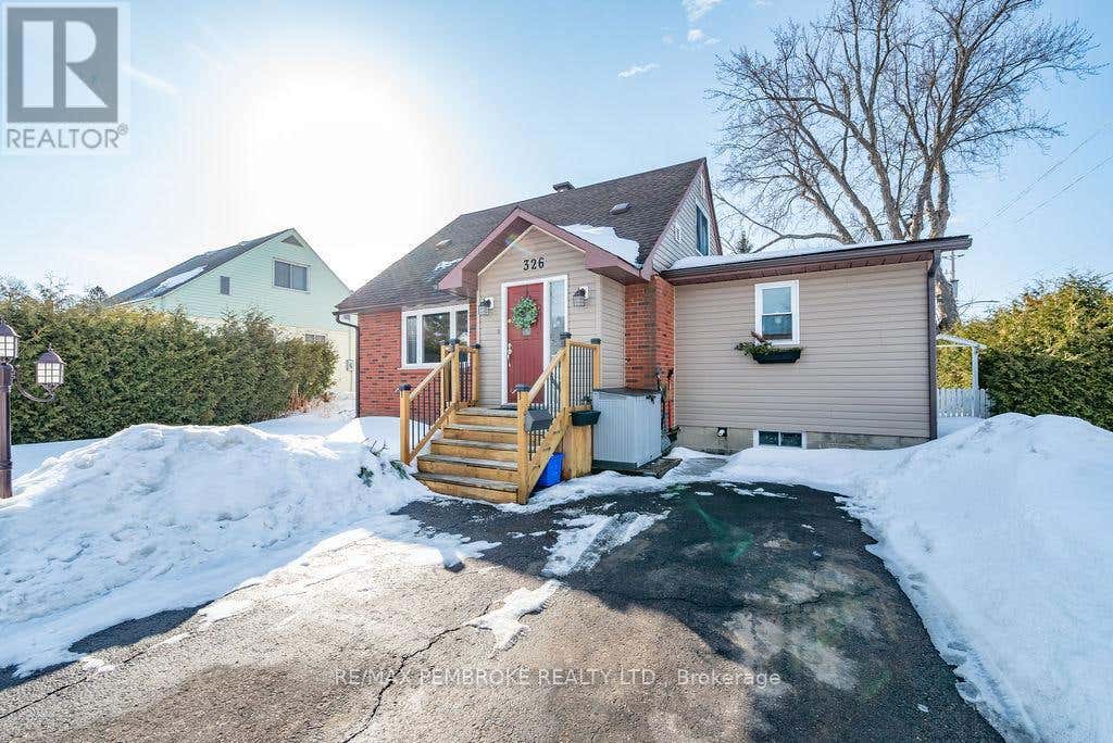 326 CHAMBERLAIN STREET, Pembroke, ON K8A2M8 House For Sale | RE/MAX ...