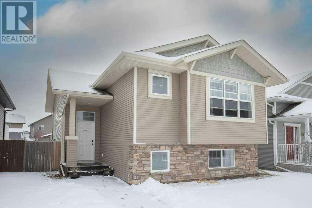131 Timberstone Way, Red Deer, AB T4P0L7 House For Sale | RE/MAX | A2182789