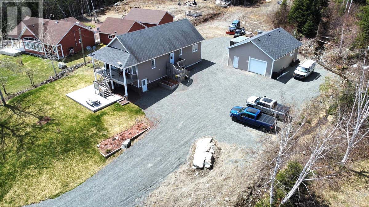 61 Crooked Lake Road, Badger, NL A0H1A0 House For Sale | RE/MAX | 1284962