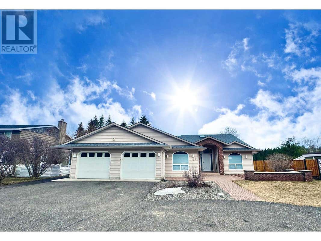 145 EVERGREEN CRESCENT, 100 Mile House, BC V0K2E0 House For Sale | RE ...