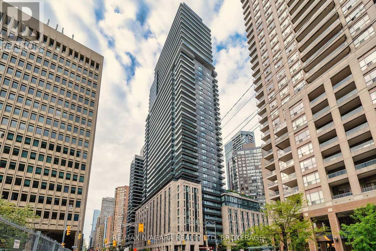 2109 - 955 BAY STREET, Toronto (Bay Street Corridor), ON M5S0C6 Condo ...