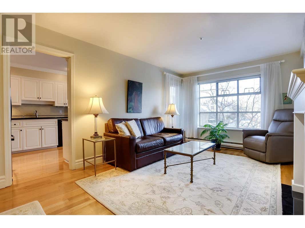 205 1118 55TH STREET, Delta, BC V4M3J8 Condo For Sale | RE/MAX | R2966817