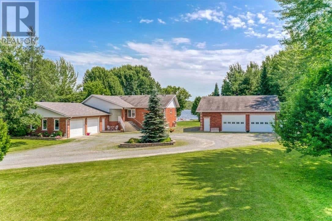 Azilda Real Estate - Houses for Sale in Azilda | RE/MAX