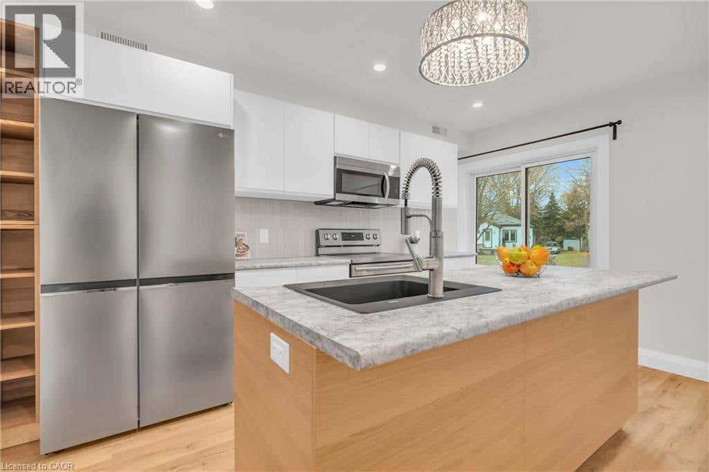 22 ASH Street Unit# 2, Kitchener, ON N2H6H8 Home For Rent | RE/MAX ...