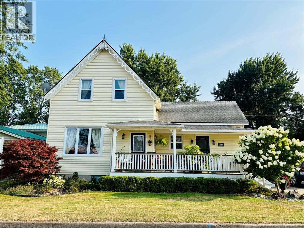 4359 THIRD STREET, Petrolia, ON N0N1R0 House For Sale | RE/MAX | 25021440