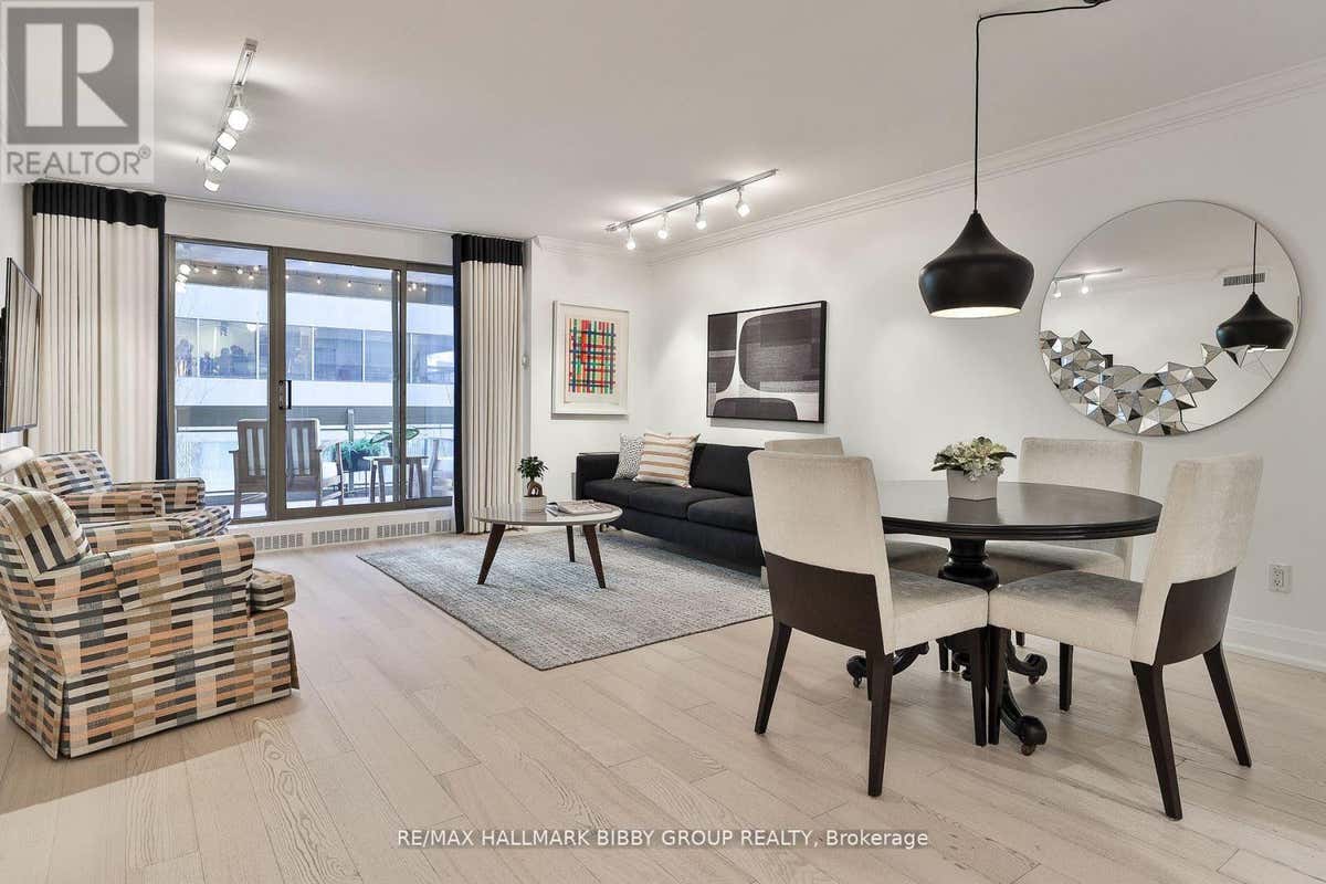 206 - 61 ST CLAIR AVENUE W, Toronto (Yonge-St. Clair), ON M4V2Y8 À ...