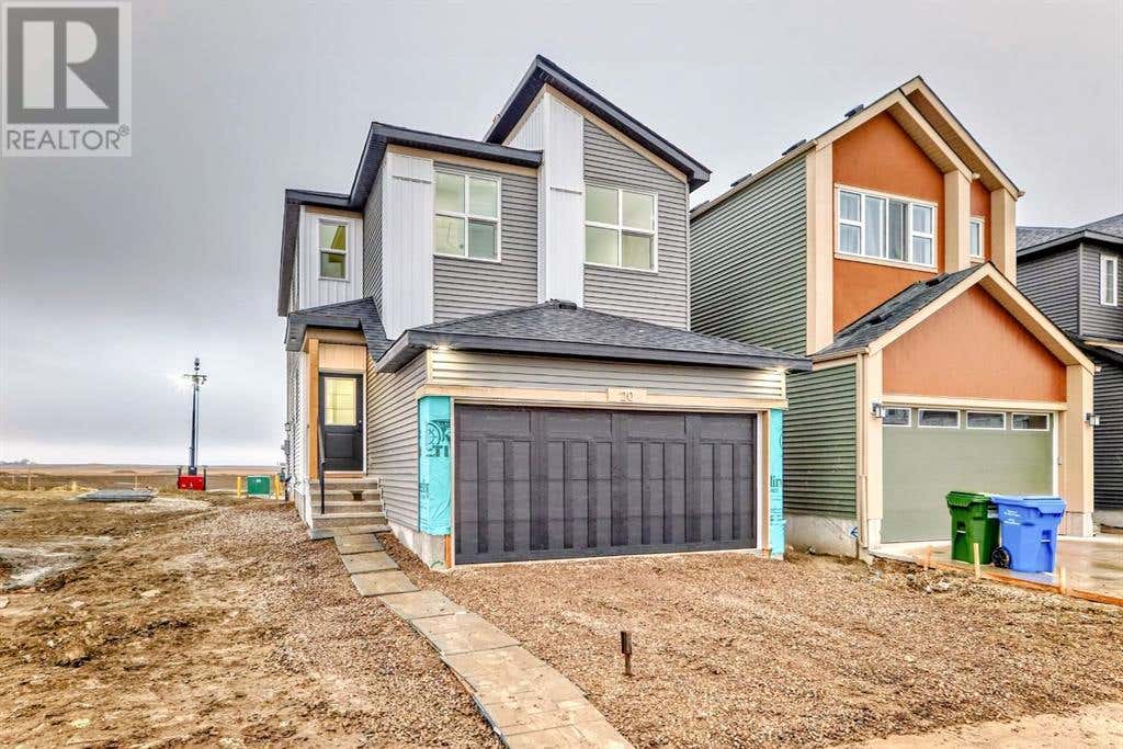 20 Lewiston View NE, Calgary, AB T3P0T7 À vendre | RE/MAX | A2207844