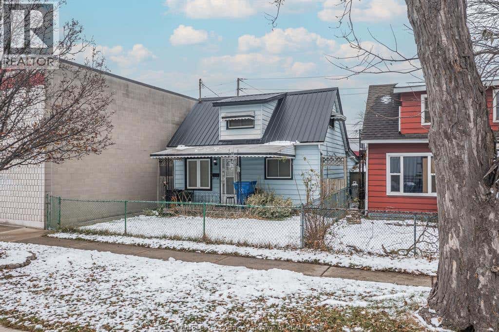 1354 ST. LUKE, Windsor, ON N8Y3N2 Commercial Real Estate For Sale | RE ...